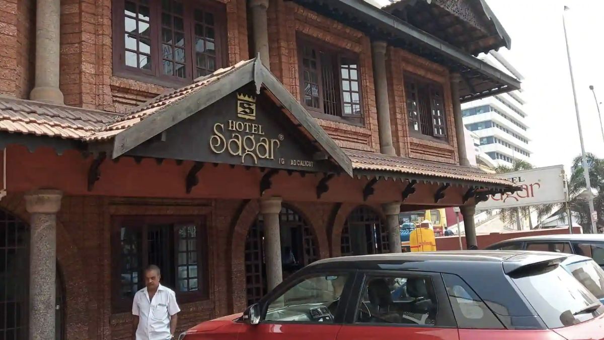 Best Restaurants in Calicut for Breakfast, Lunch & Dinner! - pinklungi.com
